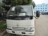 JMC 4*2 4.2cbm lightweight aluminum alloy fuel refueling truck/fuel delivery truck, best price China JMC 5m3 oil truck