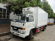 China best price JMC 4*2 LHD refrigerated truck for sale, factory sal best price JMC cold room truck for fruits and meat