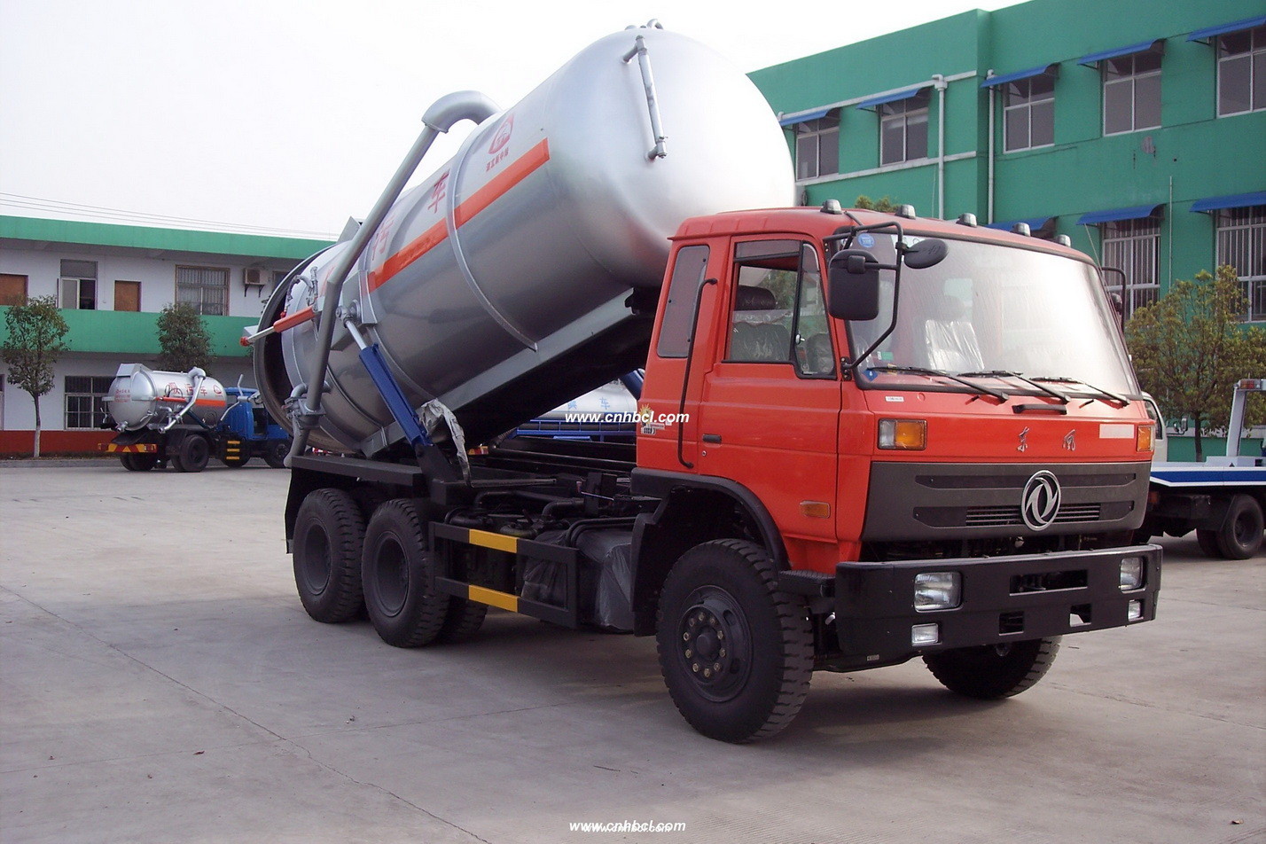 hot sale best price dongfeng 6*4 LHD/RHD 16000L dongfeng sewage suction truck, Factory sale dongfeng 16m3 vacuum truck